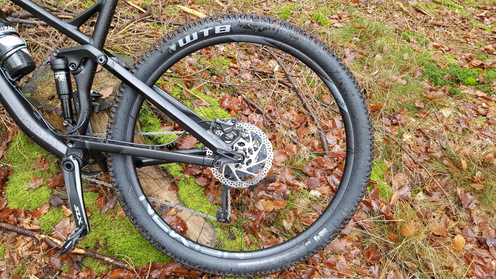 Test: Newmen EVOLUTION SL X.A.25 hjulsæt